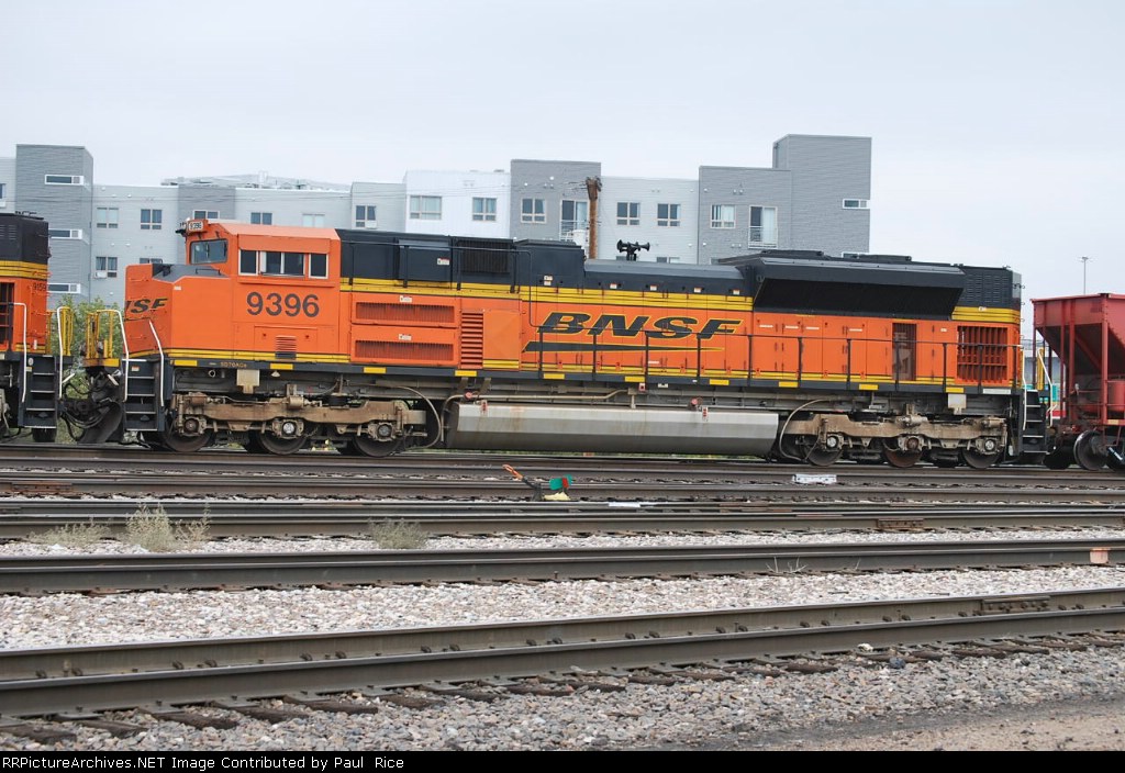 BNSF 9396